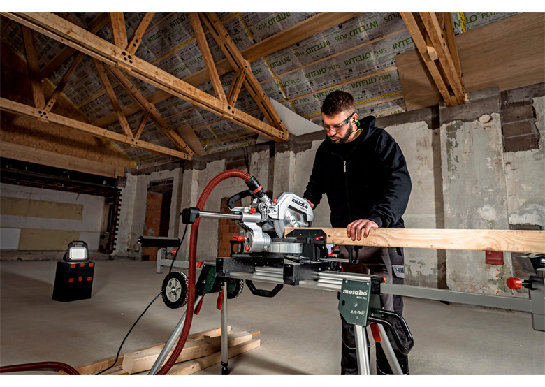 Kapp- und Gehrungssäge Metabo KGS 254 M | rotopino.de